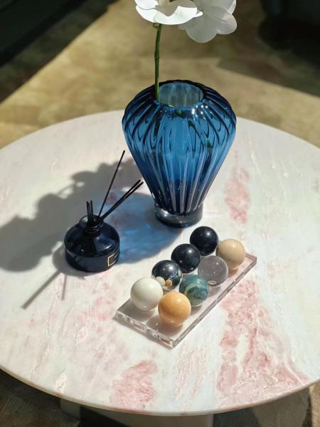 Quality Rose Rainbow Round Marble Top Coffee Table Marble Pedestal Table Scratchproof for sale