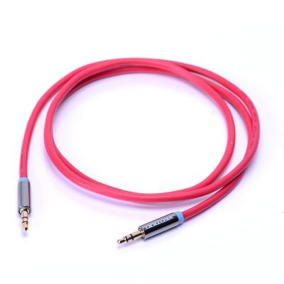 Cina Cavo stereo 1m di rosso 3.5mm audio in vendita