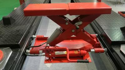 China VIZO Bridge Jack For 4 Post Lift Adjustable Lifting 170-520mm for sale