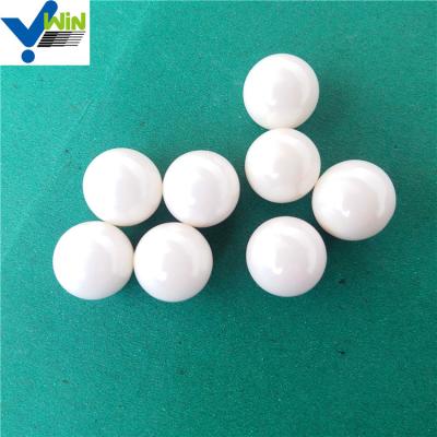 China Different size white zirconia ceramic grinding ball used on mill machine for sale