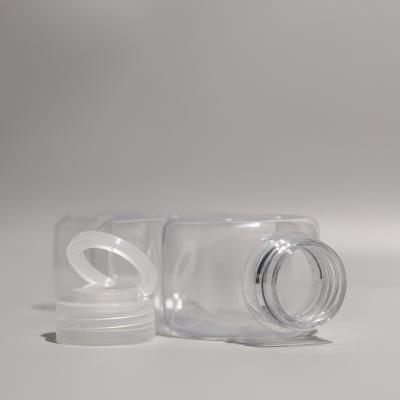Cina 500 ml di bottiglie d'acqua in PET trasparente e riutilizzabile con tappi in alluminio / plastica in vendita