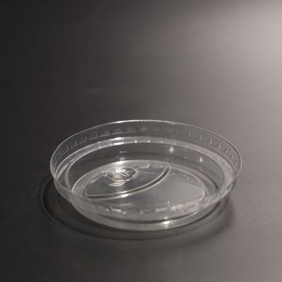 Cina Coppa di plastica bianca in PP con coperchio per soluzioni di imballaggio sostenibile in vendita