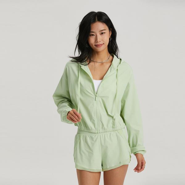 Quality Women'S Nylon Hooded Jacket Shorts Set Anti UV Breathable For Outdoor Sports for sale