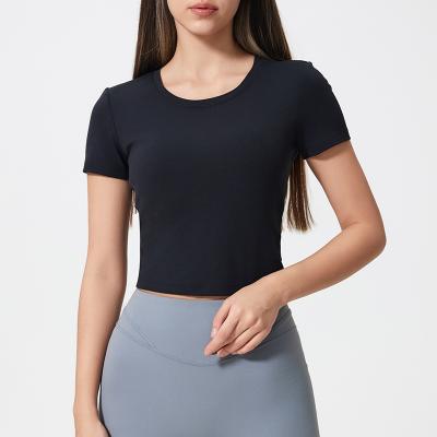 China Women's Cropped Yoga Top Short Sleeve Slim Fit Moisture Wicking for Workout for sale