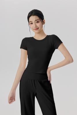 China Light Blue Short Sleeve Cropped Workout Top for Yoga and Fitness, Breathable Soft Fabric for All-Day Comfort for sale