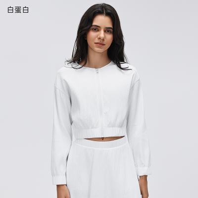China Women's White Ribbed Cropped Zip-Up Long Sleeve Jacket for Casual and Athleisure Wear for sale
