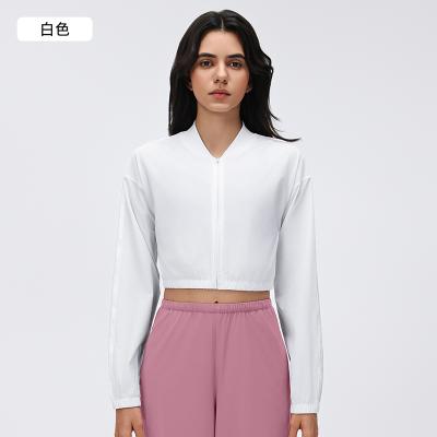 China Women's White Cropped Zip Up Lightweight Jacket for Sports and Casual Wear for sale