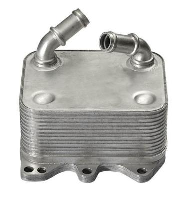 중국 03H117021C 엔진 부품 오일 냉각기 판매용