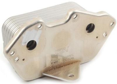 중국 06E117021G 엔진 부품 오일 냉각기 판매용