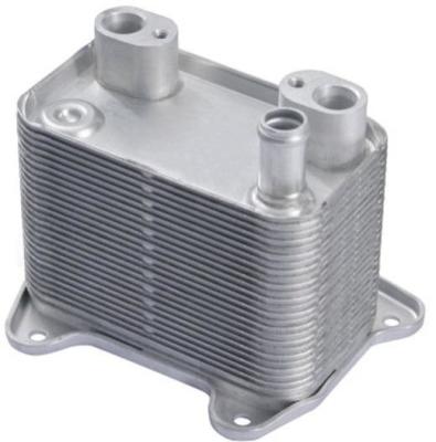 中国 6131880101 エンジン部品 オイルクーラー 販売のため