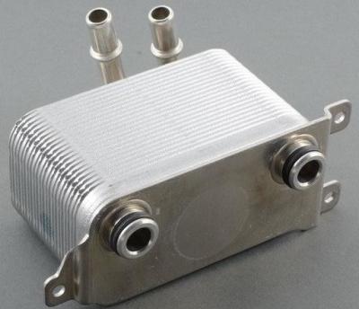 China 17117534896 Partes del motor BMW Frío de aceite en venta