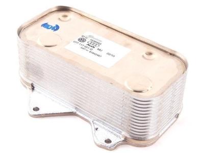 중국 077117021Q AUDI A6, VW PHAETON용 엔진 부품 오일 냉각기 판매용