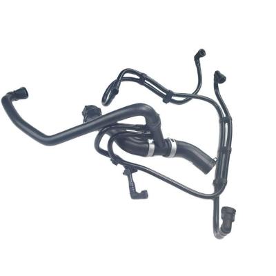 중국 LR034637 엔진 부품 냉각 물 파이프 판매용