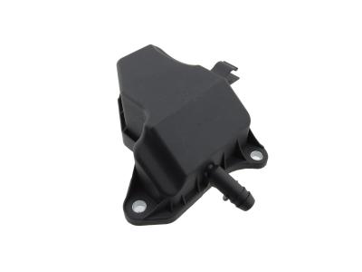 Chine Mercedes Benz 2720160134 Séparateur d'huile pour pièces moteur à vendre