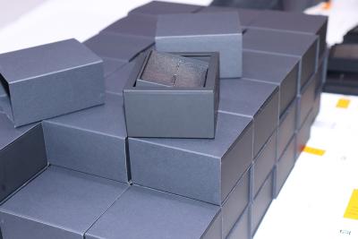 China Customs cufflink box Your  color and logo for sale
