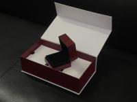 China Customized Luxury Ring Box and Magnet Ring Set Box for sale