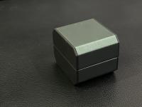 China Customized Your Logo-  Green Pu Leather LED Ring Box for sale