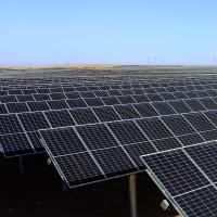China GQ-T To Sun Tracker System, Ground Mounting PV Bracket for sale