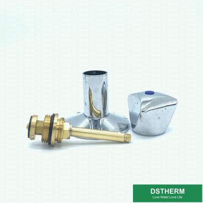 Cina Triangle Handle PPR Stop Valve Connecting Pipe Plastic Stop Valve For Cold Hot Water Switching in vendita