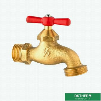 Cina Il maschio del rubinetto di acqua del CE ha infilato la valvola d'ottone di arresto PN25 in vendita