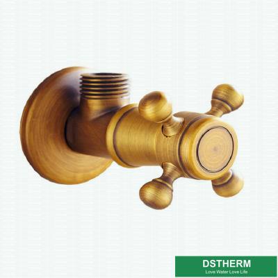 Cina Valvola di angolo d'ottone polacca dell'acqua del bagno dell'oro senza piombo fissato al muro di lusso degli accessori con» filo G1/2 in vendita