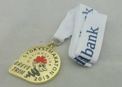 Китай Подгонянные тесемки сплава цинка медали эмали спорта Maraton, продается