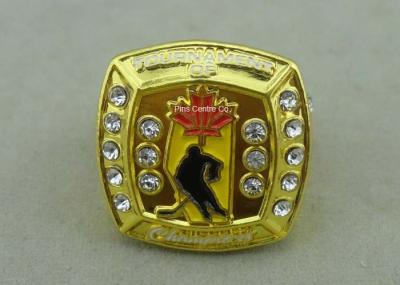Cina Il distintivo su misura dell'anello del ricordo del metallo con il cristallo di rocca vicino la pressofusione in vendita