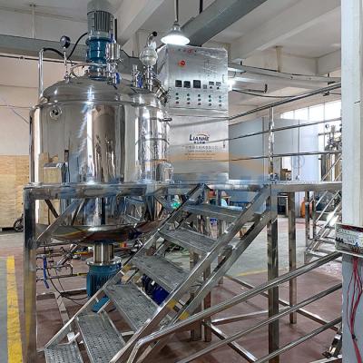 China 1000L de vaste Hoge Mixer die van de Scheerbeurt Vacuümemulgator Kosmetische Reactor verwarmen Te koop