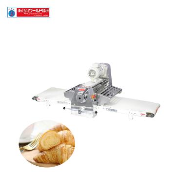 China 820mm Bread Dough Sheeter Beverage Shops 560W Commercial Bakery Equipment for sale