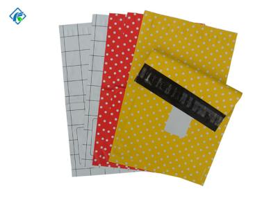 China 1.7 mil Fully opaque strong adhesive 10x13 poly mailers poly bags from China for sale