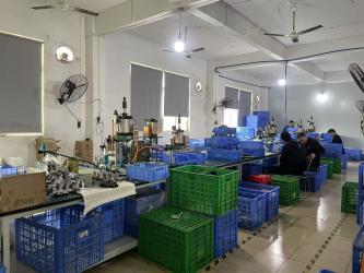 China Factory - Guangzhou Guanna Auto Parts Trading Co., Ltd.