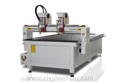 Cina attrezzatura industriale di falegnameria della testa del fuso di raffreddamento ad acqua 2.2kw del router multi- di CNC in vendita