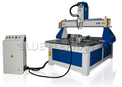 Cina fuso di raffreddamento ad acqua 5.5KW, vite della palla di Taiwan per porta di legno 1318 di asse di Z la nuova che fa taglio del router di CNC in vendita