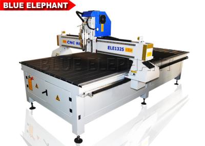 Cina 1325 router di CNC di uso della società di pubblicità, tagliatrice di alluminio per mobilia di legno in vendita
