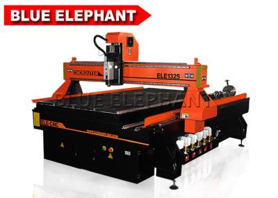 Cina FL118 tagliatrice di legno di CNC 1325 della macchina del router di CNC di asse del motore passo a passo 4 in vendita