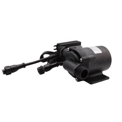Cina Family Homes 12V 24V 36V 30L/MIN 16M Brushless DC Booster Pump Solar Fountain Pump in vendita