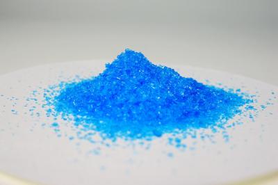 China Blue Crystals Copper Sulphate Pentahydrate CuSO4.5H2O 98% Cattle Feed Additives for sale