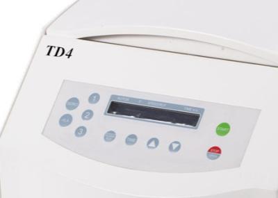 China Ce keurt 4000r/Min Laboratory Centrifuge goed, centrifugeert Serofuge voor de Cellen van het Wasbloed Te koop