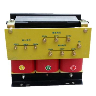 Cina 5kva 15kva Trasformatore a tre fasi da 440v a 220v per esigenze personalizzate in vendita