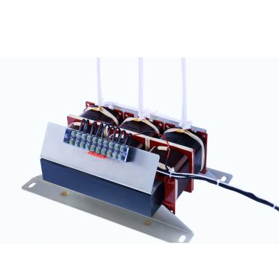 China 220v tot 110v Ei 66 lage frequentie 50/60hz aangepaste koper elektrische stroom stap op en neer EI transformator Te koop