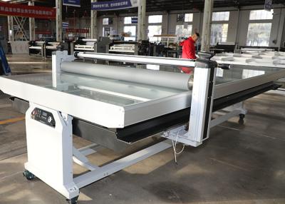 China 64 Inch Flatbed Laminator 3.5 KW Industrial Laminating Machine 220V / 50Hz for sale