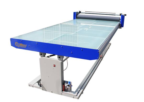 Quality Adjustable Height Vinyl Applicator Machine 1300mmx2500mm Flatbed Applicators With Tilt Function for sale