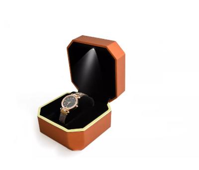 Cina Scatola d'imballaggio dell'orologio dell'ottagono dell'OEM Scatola di orologio principale fatta a mano in vendita