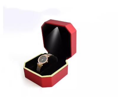Cina Scatola d'imballaggio dell'orologio dell'ottagono dell'OEM Scatola di orologio principale fatta a mano in vendita