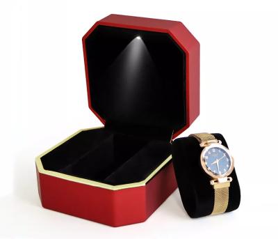Cina Scatola d'imballaggio dell'orologio dell'ottagono dell'OEM Scatola di orologio principale fatta a mano in vendita