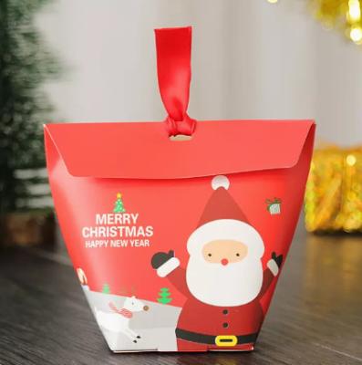 Cina scatola di carta Santa Claus Printing di Candy del regalo di Natale di 6*6*10cm in vendita
