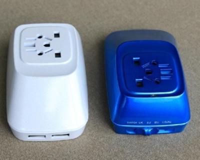 Cina 2.1A si raddoppiano adattatore di viaggio di USB in vendita