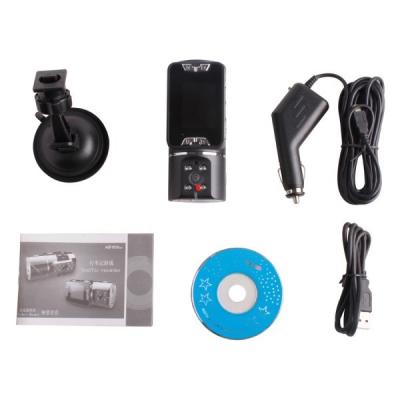 Cina NUOVO videoregistratore doppio DVR della macchina fotografica del veicolo della camma dell'automobile del cruscotto della lente di HD 720P in vendita
