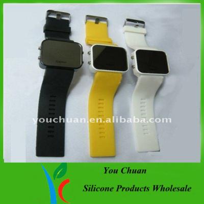 Cina Specchio viso colorato Silicone polso orologi al quarzo, Led Light Up Guarda OEM in vendita