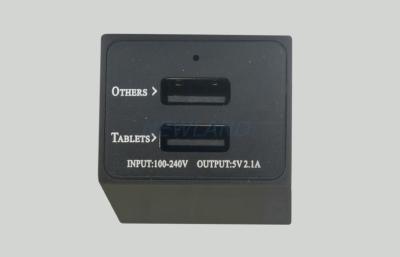 Cina iPhone/stampa di logo di Custimzied dell'adattatore viaggio di Samsung USB, adattatore con la porta USB in vendita